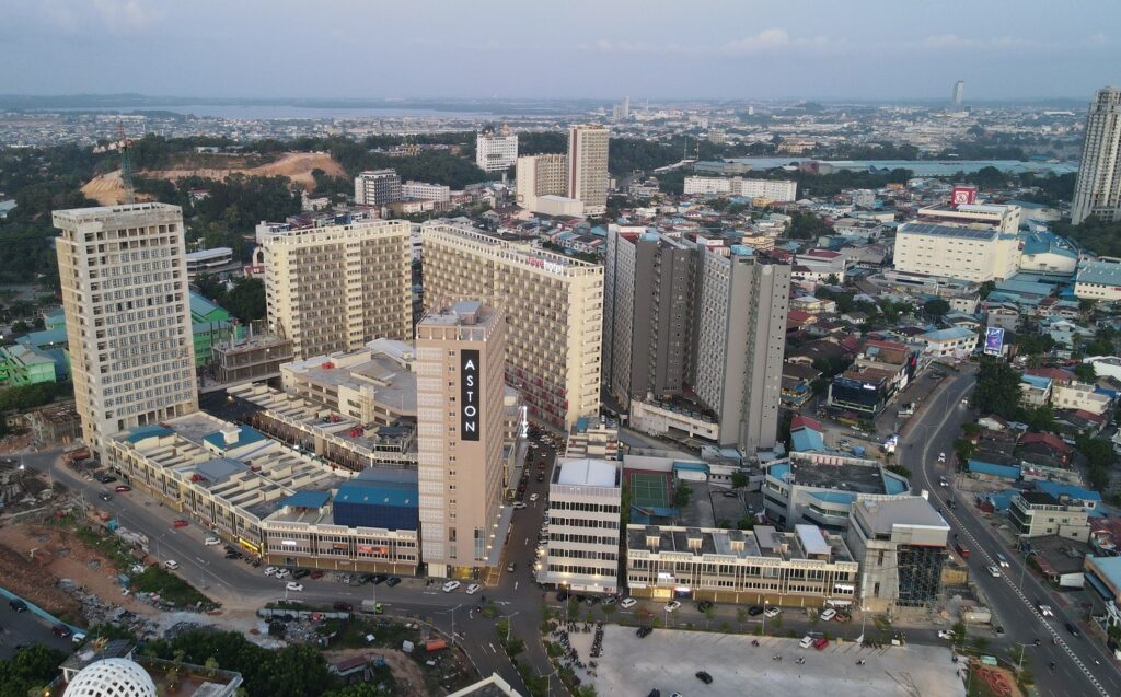 About Batam - amber-karya.com